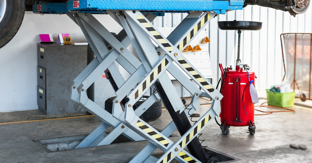 What Separates Scissor Auto Lifts From Pedestal Models?