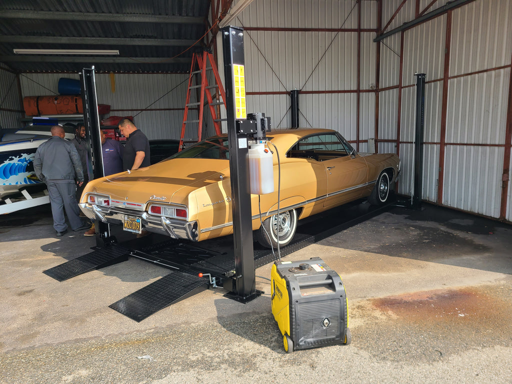 4 Post Storage Lift XL Size 9,000 LBS | Toro Auto Lifts